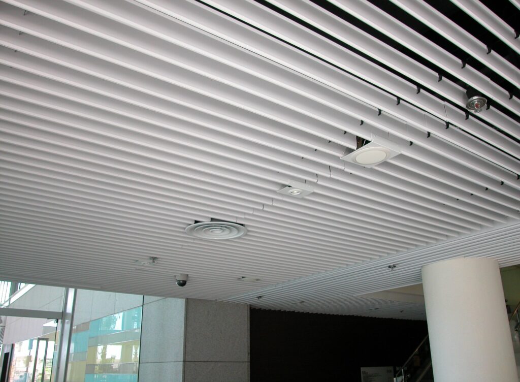 SCREEN CEILING UV-series - Country Dragon Group